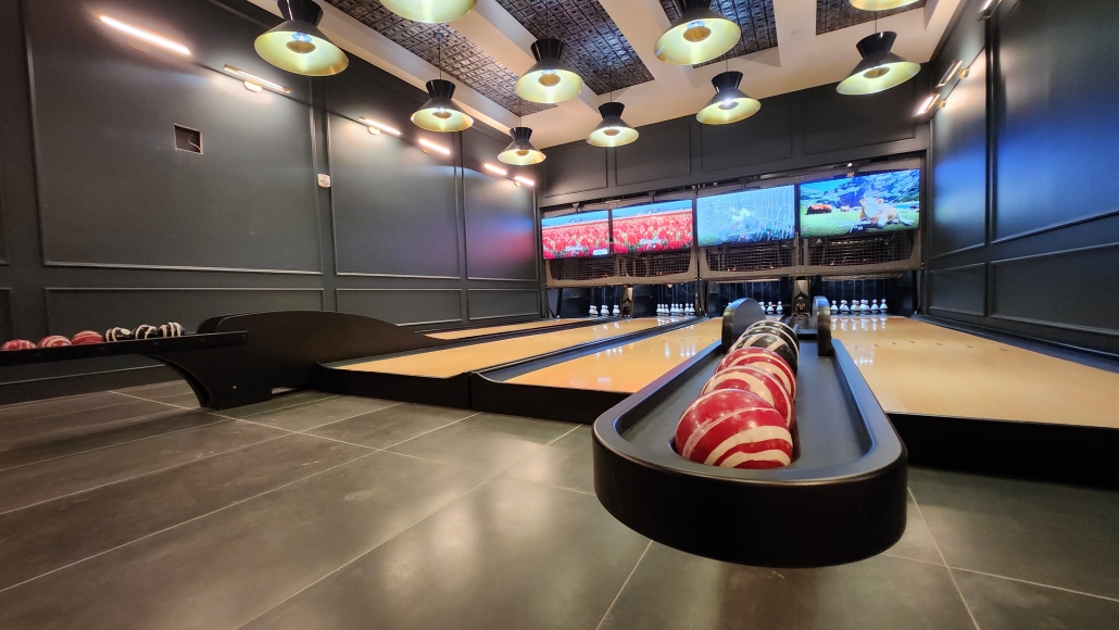 DuckPin Bowling Product Gallery. The "Original" Short-Lane DuckPin Alley
